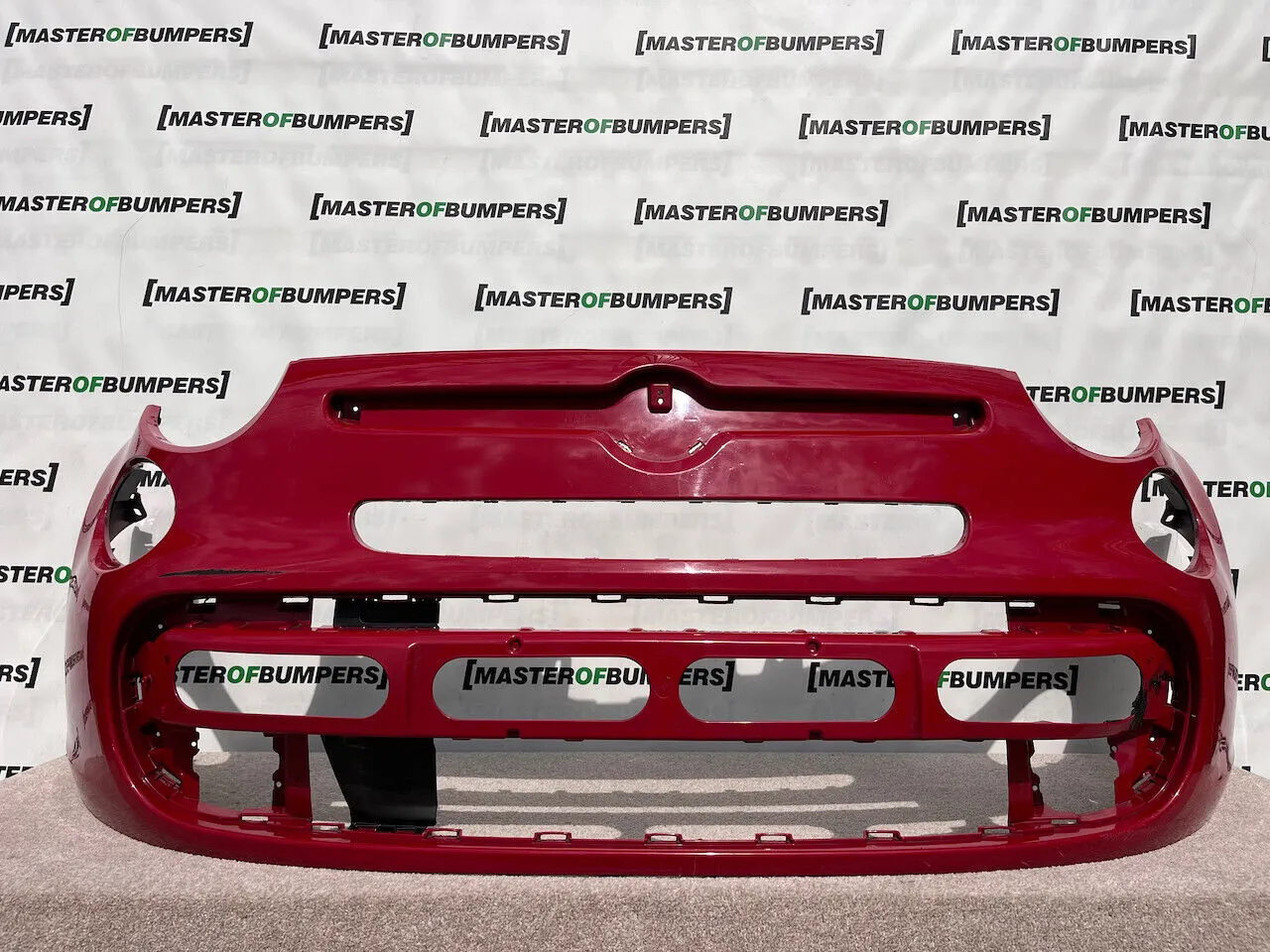 Fiat 500l Lounge front bumper Master of Bumpers