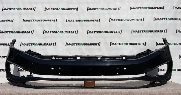 VW Passat Se Trendline Bluemotion B8 | front bumper | Master of Bumpers